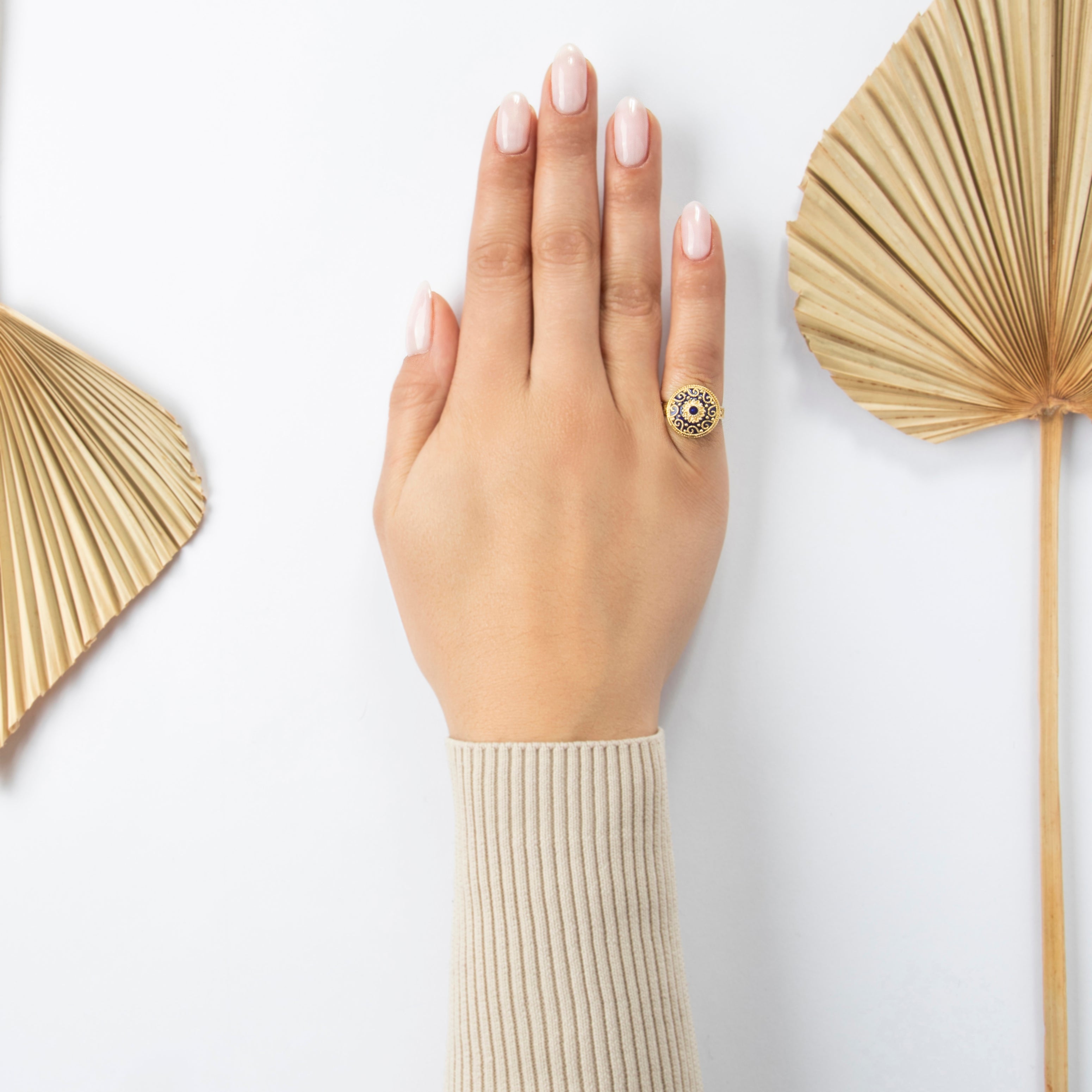 Vintage 18k Yellow Gold Intricate Royal Blue Enamel Dome Ring 5.00 ...